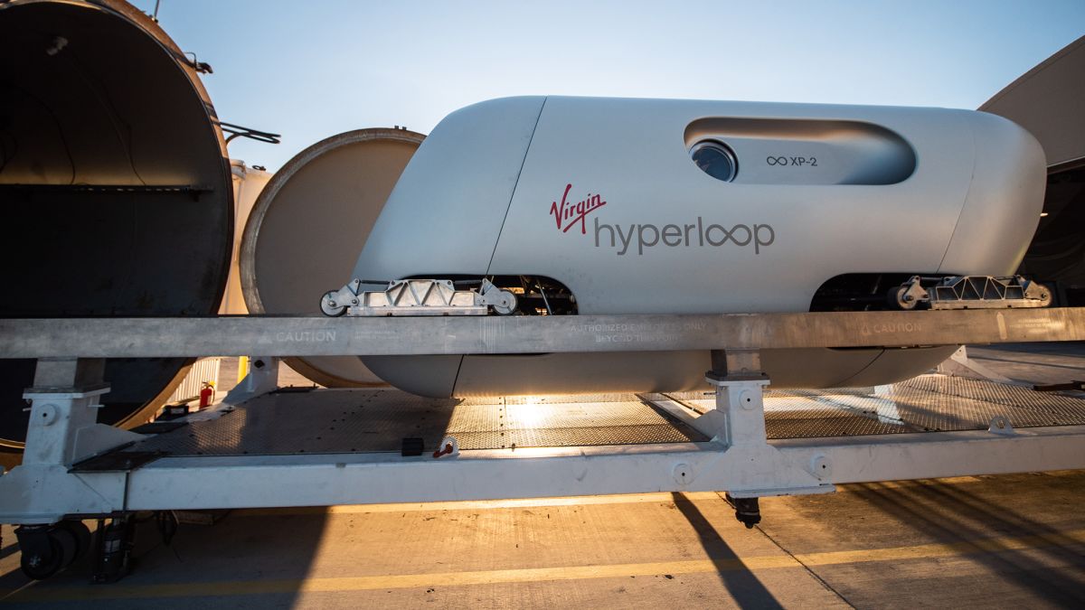 Virgin Hyperloop протестировали на людях | Droider.ru